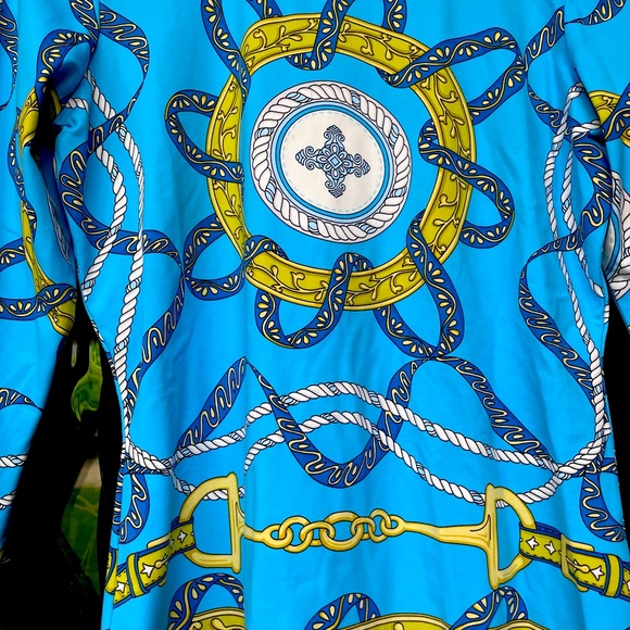 J Mclaughlin | Tops | J Mclaughlin Signature Tee Catalina Cloth Xs ...